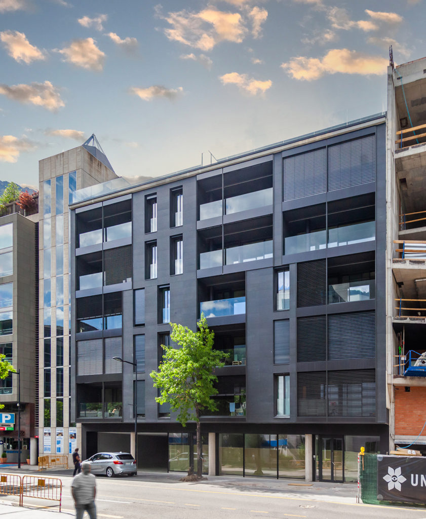 Prat De La Creu, 44 - Eficiència i confort en el centre d'Andorra - Vidresif Blog